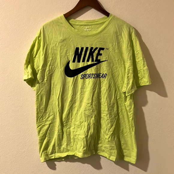 Nike | Shirts | 2xl Nike Tee | Poshmark